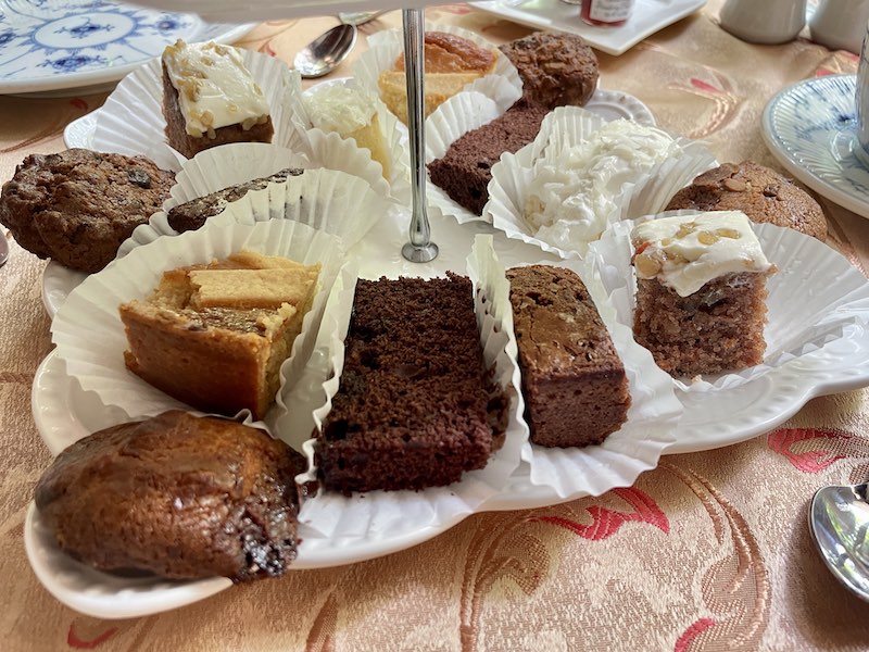 Destination Tea: Graycliff Hotel and Restaurant