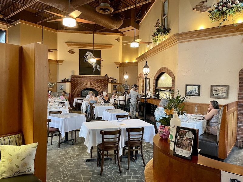 Destination Tea: City Café & Bakery