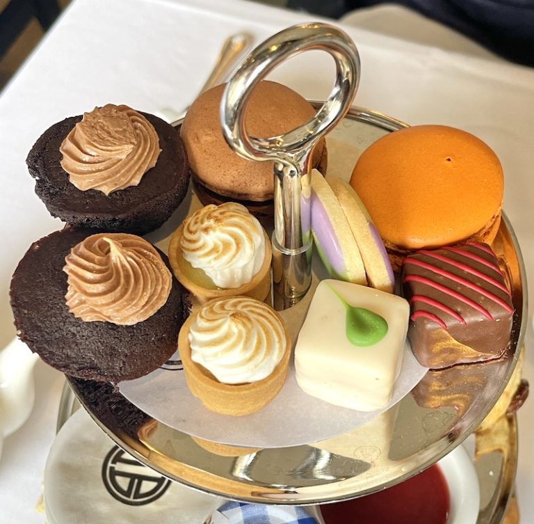 Destination Tea: Bergdorf Goodman, BG Restaurant
